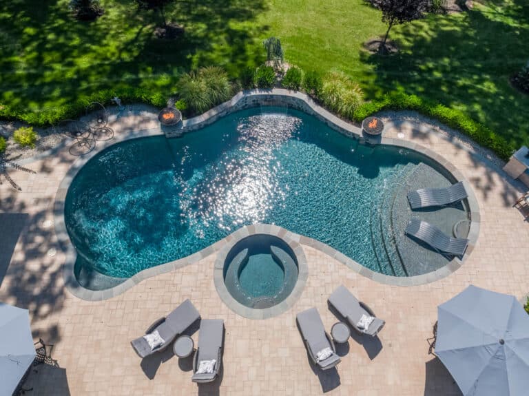 Free Form Pool Designs - Swim-Mor Pools and Spas