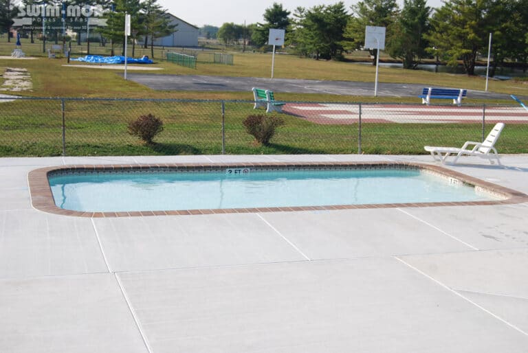 Commercial Pools - Swim-Mor Pools and Spas