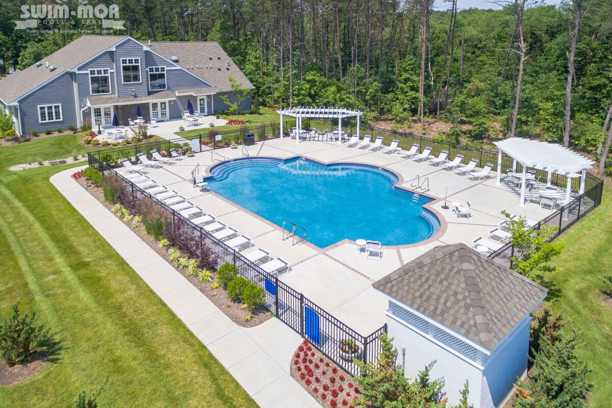 Commercial Pools - Swim-Mor Pools and Spas